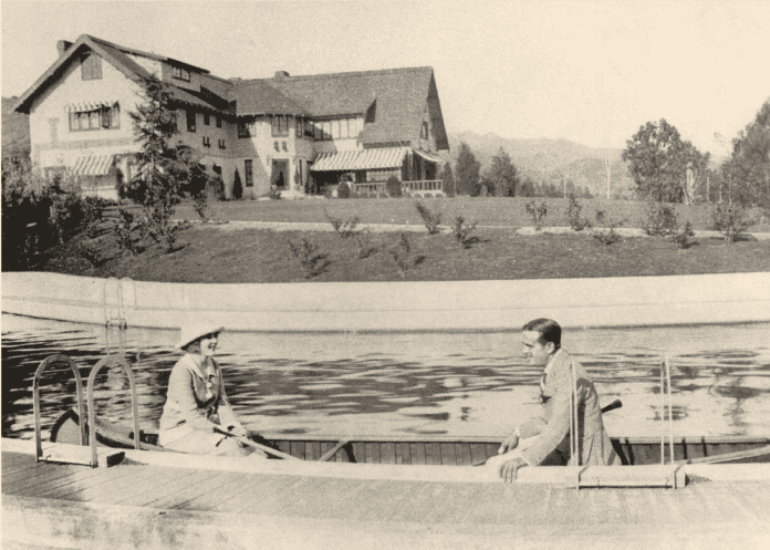 A LEGENDARY HISTORY OF THE PICKFAIR MANSION IN BEVERLY HILLS - la ...