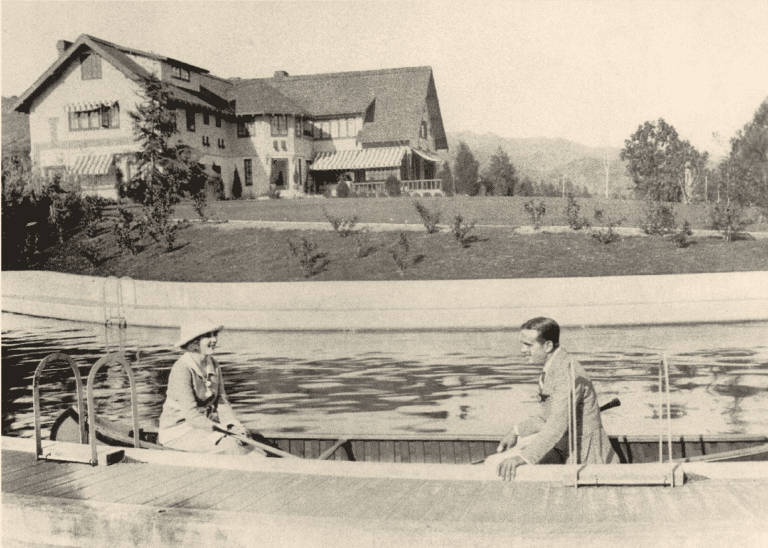 A LEGENDARY HISTORY OF THE PICKFAIR MANSION IN BEVERLY HILLS - la ...